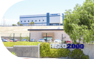 Nosotros – Plaza Paseo 2000